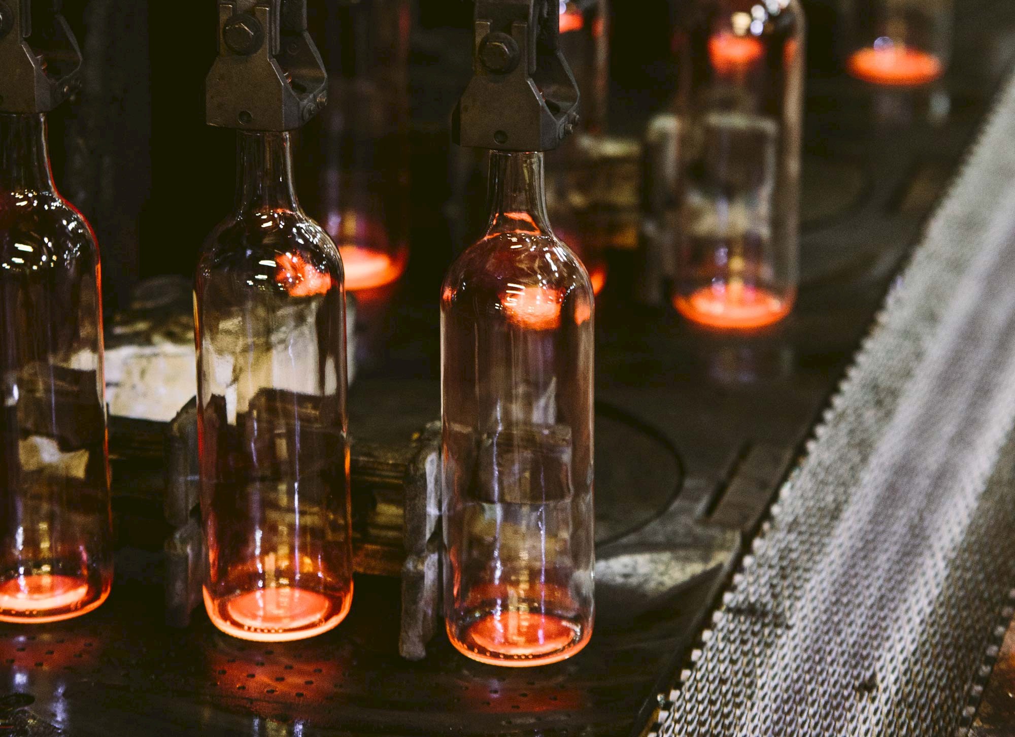 The South African glass manufacturing industry explained | Who Owns Whom